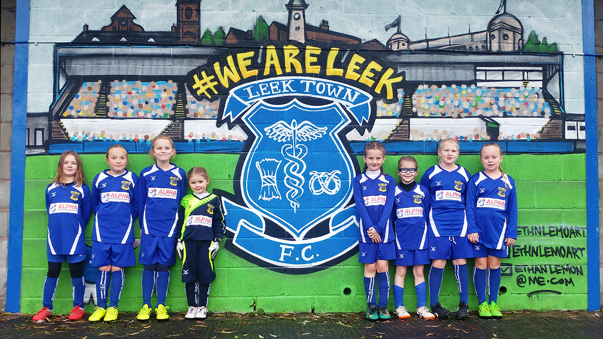 Leek Town U9 Wildcats Model New Kits For F.A Cup Tie - Alpha Manufacturing